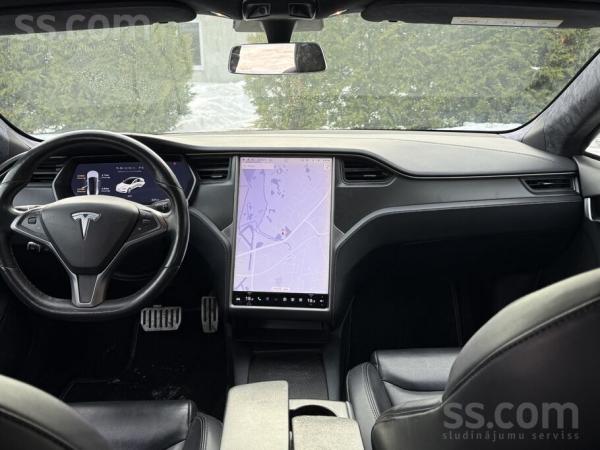Balts Tesla Model S 2020 Liepāja, ar dzinēja tilpumu 0.00 L un nobraukumu 131 tūkst. km par 37000 €, foto 6 vietnē AUTOMOTO.COM.LV