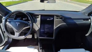 Белый Тесла Модель С 2020 в Клайпеда, объемом двигателя 0.00 л и пробегом 53 тыс. км за 42150 €, фото 23 на AUTOMOTO.COM.LV