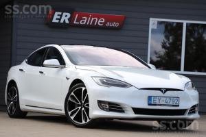 Белый Тесла Модель С 2020 в Тукумс, объемом двигателя 0.00 л и пробегом 141 тыс. км за 31900 €, фото  на AUTOMOTO.COM.LV