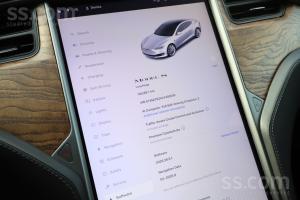 Белый Тесла Модель С 2020 в Тукумс, объемом двигателя 0.00 л и пробегом 141 тыс. км за 31900 €, фото 15 на AUTOMOTO.COM.LV