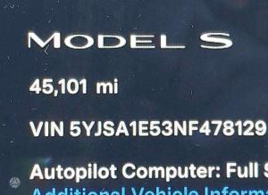 White Tesla Model S 2022 in Klaipeda, with an engine capacity of 0.00 L and mileage of 72 thousand km for 25900 €, photo 14 on AUTOMOTO.COM.LV