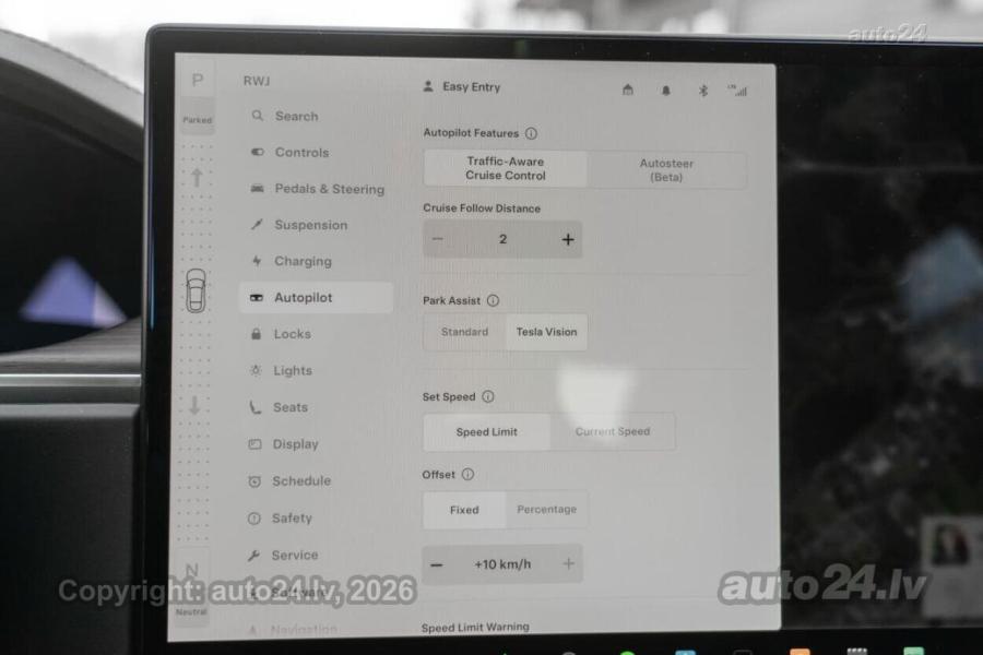 Белый Тесла Модель С 2023 в Рига, объемом двигателя 0.00 л и пробегом 75 тыс. км за 59900 €, фото 17 на AUTOMOTO.COM.LV