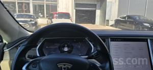 White Tesla Model S 2013 in Riga, with an engine capacity of 0.00 L and mileage of 217 thousand km for 7400 €, photo 17 on AUTOMOTO.COM.LV