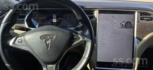 White Tesla Model S 2013 in Riga, with an engine capacity of 0.00 L and mileage of 217 thousand km for 7400 €, photo 23 on AUTOMOTO.COM.LV