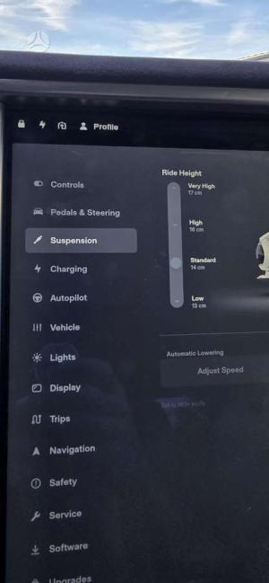 White Tesla Model S 2014 in Vilnius, with an engine capacity of 0.00 L and mileage of 341 thousand km for 10500 €, photo 16 on AUTOMOTO.COM.LV