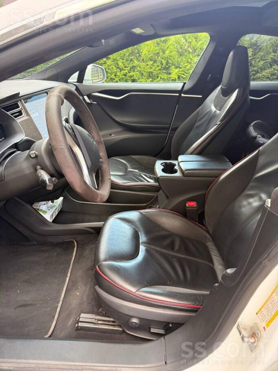 Balts Tesla Model S 2014 Rīga, ar dzinēja tilpumu 0.00 L un nobraukumu 210 tūkst. km par 14222 €, foto 7 vietnē AUTOMOTO.COM.LV