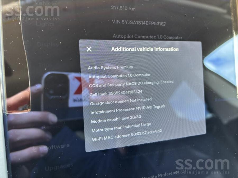 Balts Tesla Model S 2014 Bauska, ar dzinēja tilpumu 0.00 L un nobraukumu 218 tūkst. km par 14000 €, foto 21 vietnē AUTOMOTO.COM.LV