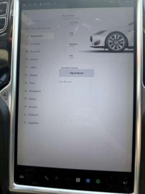 Balts Tesla Model S 2015 Marijampole, ar dzinēja tilpumu 0.00 L un nobraukumu 306 tūkst. km par 14500 €, foto 18 vietnē AUTOMOTO.COM.LV
