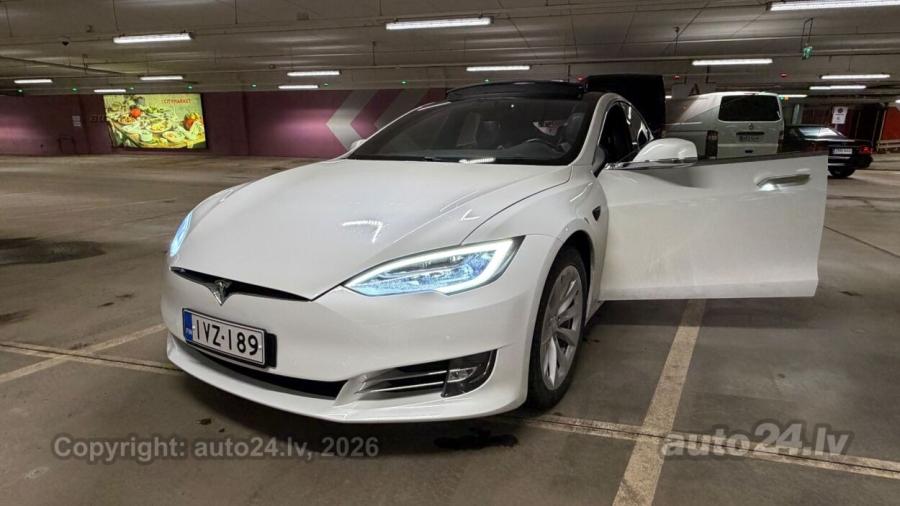 White Tesla Model S 2017 in Parnu, with an engine capacity of 0.00 L and mileage of 125 thousand km for 23600 €, photo 1 on AUTOMOTO.COM.LV