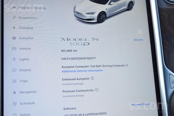 White Tesla Model S 2017 in Riga, with an engine capacity of 0.00 L and mileage of 184 thousand km for 24900 €, photo 10 on AUTOMOTO.COM.LV