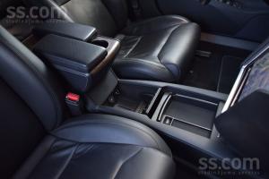 White Tesla Model S 2017 in Riga, with an engine capacity of 0.00 L and mileage of 184 thousand km for 24900 €, photo 16 on AUTOMOTO.COM.LV