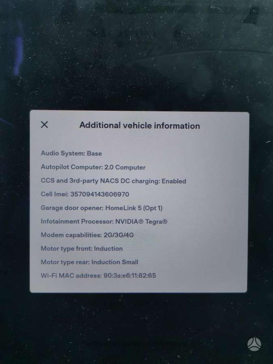 White Tesla Model S 2017 in Kaunas, with an engine capacity of 0.00 L and mileage of 175 thousand km for 18600 €, photo 15 on AUTOMOTO.COM.LV