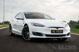 White Tesla Model S 2017 in Jelgava, with an engine capacity of 0.00 L and mileage of 166 thousand km for 19500 €, photo  on AUTOMOTO.COM.LV