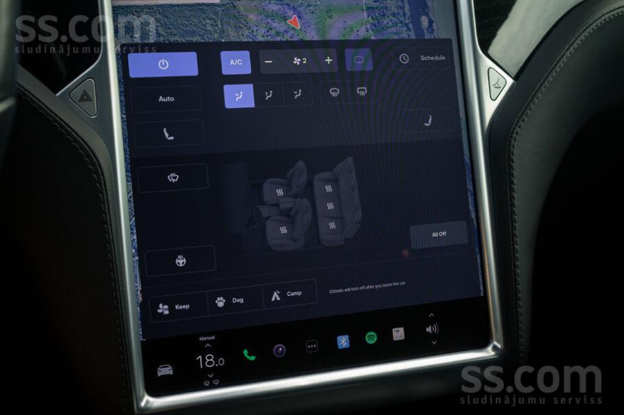 White Tesla Model S 2017 in Jelgava, with an engine capacity of 0.00 L and mileage of 166 thousand km for 19500 €, photo 16 on AUTOMOTO.COM.LV