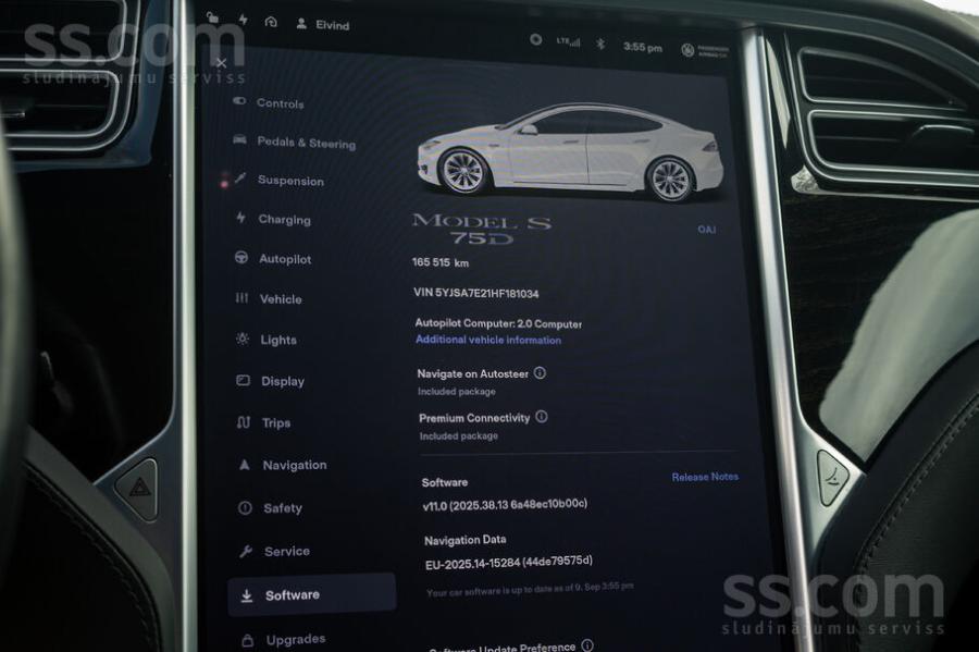 White Tesla Model S 2017 in Jelgava, with an engine capacity of 0.00 L and mileage of 166 thousand km for 19500 €, photo 17 on AUTOMOTO.COM.LV