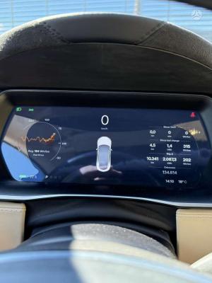 White Tesla Model S 2017 in Klaipeda, with an engine capacity of 0.00 L and mileage of 133 thousand km for 20570 €, photo 33 on AUTOMOTO.COM.LV