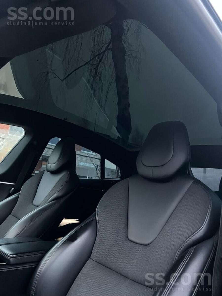 Balts Tesla Model S 2018 Rīga, ar dzinēja tilpumu 0.00 L un nobraukumu 149 tūkst. km par 21500 €, foto 7 vietnē AUTOMOTO.COM.LV
