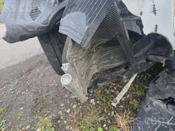 Balts Tesla Model S 2018 Jelgava, ar dzinēja tilpumu 0.00 L un nobraukumu 123 tūkst. km par 11500 €, foto 9 vietnē AUTOMOTO.COM.LV