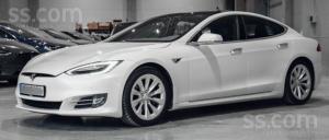 Balts Tesla Model S 2020 Rīga, ar dzinēja tilpumu 0.00 L un nobraukumu 194 tūkst. km par 35000 €, foto  vietnē AUTOMOTO.COM.LV