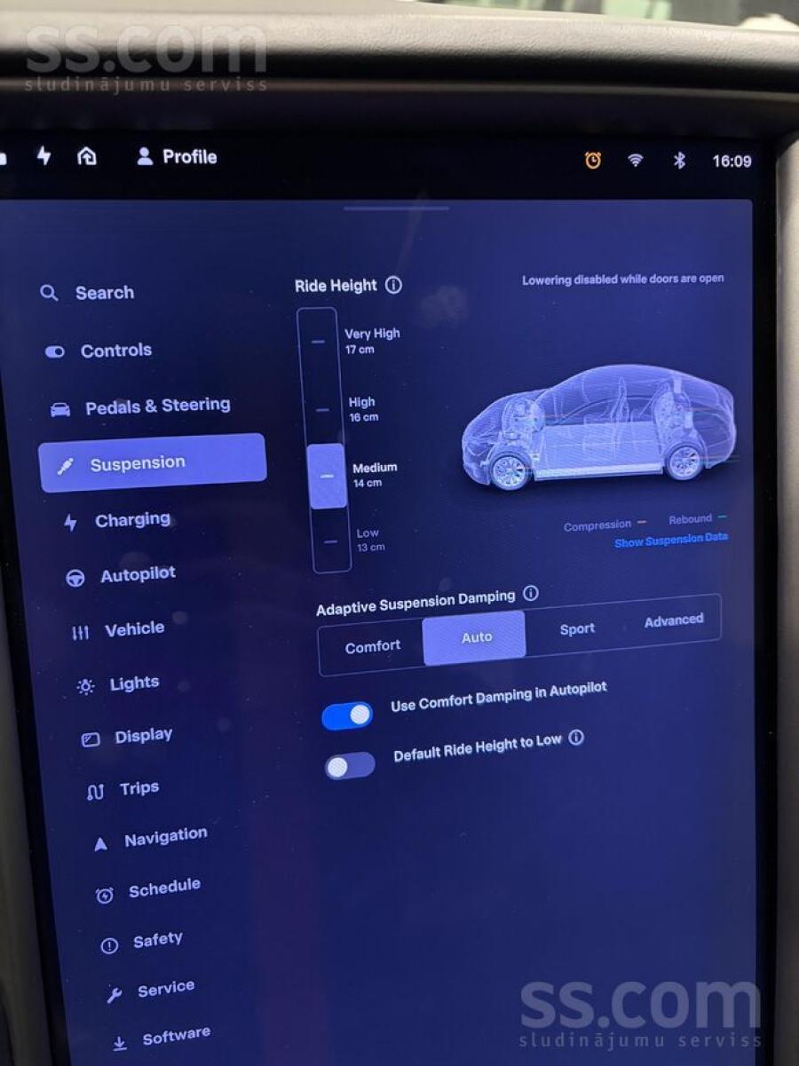 Белый Тесла Модель С 2020 в Рига, объемом двигателя 0.00 л и пробегом 99 тыс. км за 35900 €, фото 29 на AUTOMOTO.COM.LV
