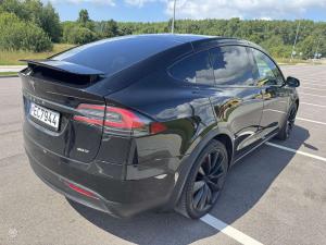 Black Tesla Model X 2016 in Gargzdai, with an engine capacity of 0.00 L and mileage of 259 thousand km for 21500 €, photo 4 on AUTOMOTO.COM.LV