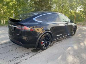 Melns Tesla Model X 2016 Raseiniai, ar dzinēja tilpumu 0.00 L un nobraukumu 38 tūkst. km par 25500 €, foto 6 vietnē AUTOMOTO.COM.LV