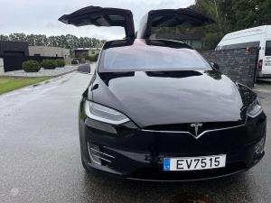 Черный Тесла Модель X 2016 в Каунас, объемом двигателя 0.00 л и пробегом 135 тыс. км за 21500 €, фото 22 на AUTOMOTO.COM.LV