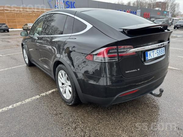 Melns Tesla Model X 2017 Jūrmala, ar dzinēja tilpumu 0.00 L un nobraukumu 167 tūkst. km par 32000 €, foto 3 vietnē AUTOMOTO.COM.LV