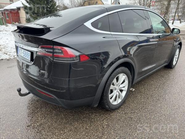 Melns Tesla Model X 2017 Jūrmala, ar dzinēja tilpumu 0.00 L un nobraukumu 167 tūkst. km par 32000 €, foto 5 vietnē AUTOMOTO.COM.LV