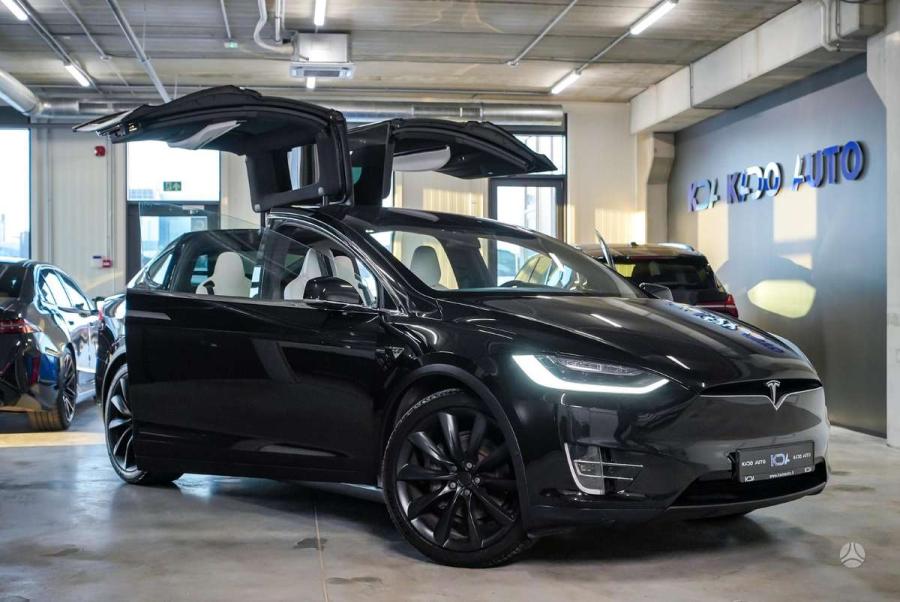 Melns Tesla Model X 2017 Kauņa, ar dzinēja tilpumu 0.00 L un nobraukumu 155 tūkst. km par 41950 €, foto 6 vietnē AUTOMOTO.COM.LV