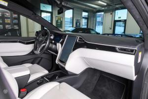 Melns Tesla Model X 2017 Kauņa, ar dzinēja tilpumu 0.00 L un nobraukumu 155 tūkst. km par 41950 €, foto 37 vietnē AUTOMOTO.COM.LV