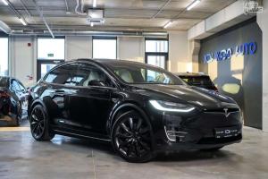 Black Tesla Model X 2017 in Marijampole, with an engine capacity of 0.00 L and mileage of 155 thousand km for 41950 €, photo  on AUTOMOTO.COM.LV
