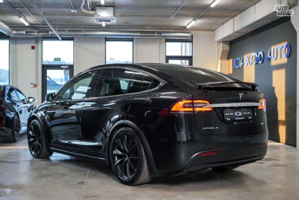 Melns Tesla Model X 2017 Marijampole, ar dzinēja tilpumu 0.00 L un nobraukumu 155 tūkst. km par 41950 €, foto 9 vietnē AUTOMOTO.COM.LV