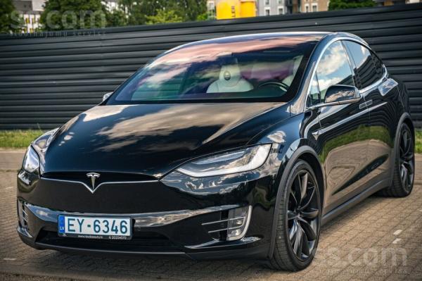 Melns Tesla Model X 2017 Rīga, ar dzinēja tilpumu 0.00 L un nobraukumu 127 tūkst. km par 29990 €, foto 1 vietnē AUTOMOTO.COM.LV