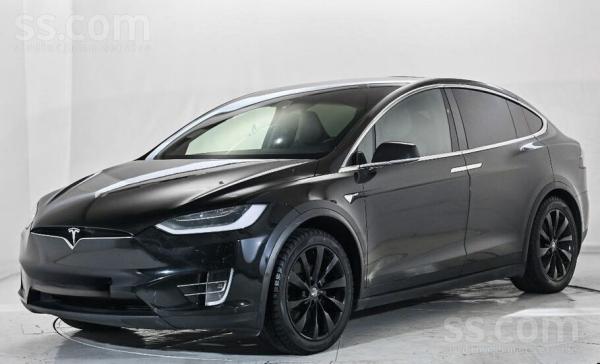 Black Tesla Model X 2017 in Riga, with an engine capacity of 0.00 L and mileage of 268 thousand km for 17777 €, photo 1 on AUTOMOTO.COM.LV