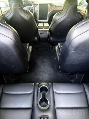 Melns Tesla Model X 2017 Rīga, ar dzinēja tilpumu 0.00 L un nobraukumu 222 tūkst. km par 20100 €, foto 8 vietnē AUTOMOTO.COM.LV