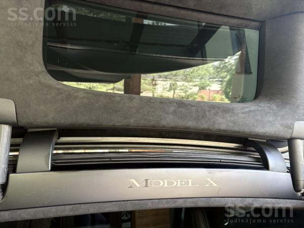 Melns Tesla Model X 2017 Rīga, ar dzinēja tilpumu 0.00 L un nobraukumu 222 tūkst. km par 20100 €, foto 8 vietnē AUTOMOTO.COM.LV
