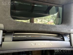 Melns Tesla Model X 2017 Rīga, ar dzinēja tilpumu 0.00 L un nobraukumu 222 tūkst. km par 20100 €, foto 9 vietnē AUTOMOTO.COM.LV