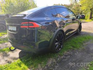 Black Tesla Model X 2018 in Riga, with an engine capacity of 0.00 L and mileage of 156 thousand km for 31000 €, photo 5 on AUTOMOTO.COM.LV