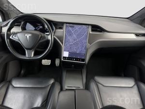 Melns Tesla Model X 2018 Rīga, ar dzinēja tilpumu 0.00 L un nobraukumu 77 tūkst. km par 35800 €, foto 8 vietnē AUTOMOTO.COM.LV
