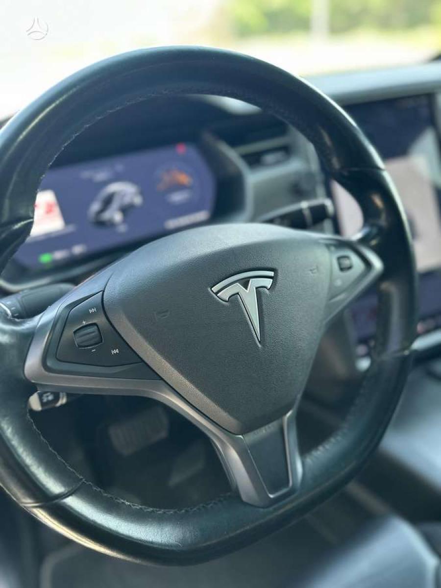 Melns Tesla Model X 2018 Panevēža, ar dzinēja tilpumu 0.00 L un nobraukumu 280 tūkst. km par 23900 €, foto 12 vietnē AUTOMOTO.COM.LV