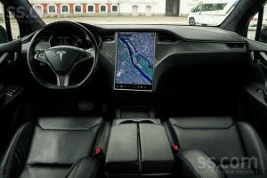 Black Tesla Model X 2018 in Jelgava, with an engine capacity of 0.00 L and mileage of 196 thousand km for 21900 €, photo 13 on AUTOMOTO.COM.LV