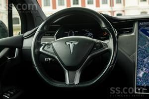 Black Tesla Model X 2018 in Jelgava, with an engine capacity of 0.00 L and mileage of 196 thousand km for 21900 €, photo 14 on AUTOMOTO.COM.LV