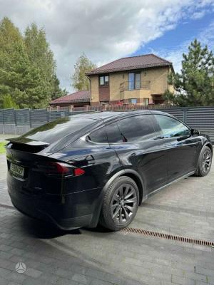 Melns Tesla Model X 2018 Klaipėda, ar dzinēja tilpumu 0.00 L un nobraukumu 139 tūkst. km par 24200 €, foto 8 vietnē AUTOMOTO.COM.LV