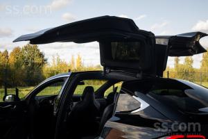 Black Tesla Model X 2018 in Jelgava, with an engine capacity of 0.00 L and mileage of 152 thousand km for 21500 €, photo 24 on AUTOMOTO.COM.LV