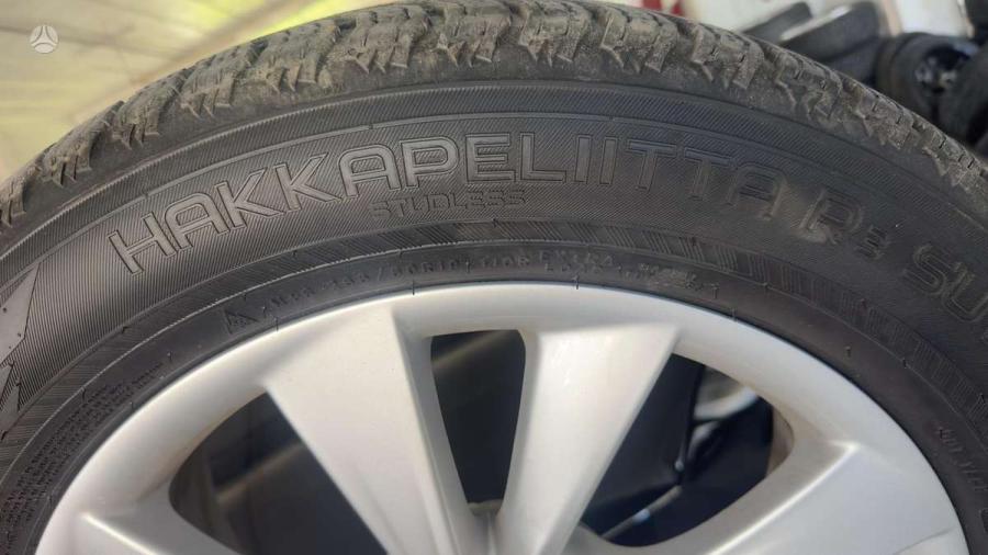 Black Tesla Model X 2019 in Prienai, with an engine capacity of 0.00 L and mileage of 99 thousand km for 29750 €, photo 18 on AUTOMOTO.COM.LV