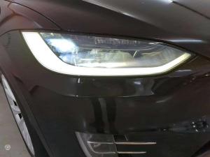 Melns Tesla Model X 2020 Viļņa, ar dzinēja tilpumu 0.00 L un nobraukumu 148 tūkst. km par 36600 €, foto 10 vietnē AUTOMOTO.COM.LV