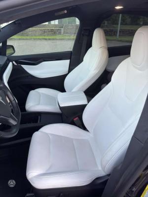 Melns Tesla Model X 2020 Viļņa, ar dzinēja tilpumu 0.00 L un nobraukumu 56 tūkst. km par 35400 €, foto 11 vietnē AUTOMOTO.COM.LV