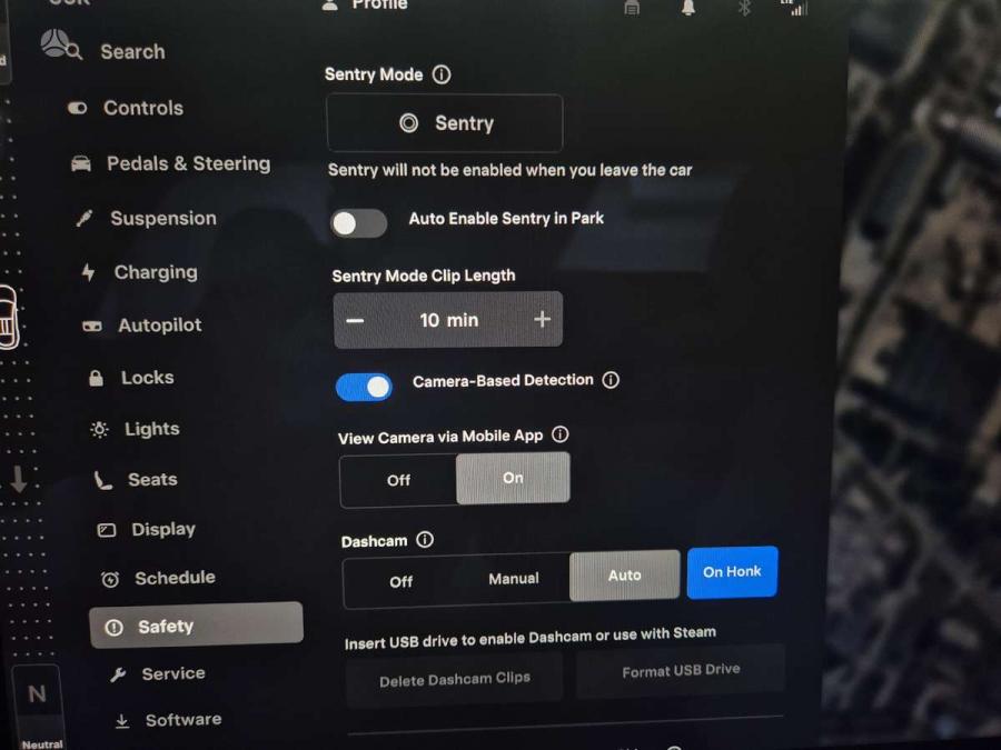 Black Tesla Model X 2022 in Siauliai, with an engine capacity of 0.00 L and mileage of 16 thousand km for 54000 €, photo 21 on AUTOMOTO.COM.LV