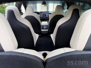 Black Tesla Model X 2022 in Riga, with an engine capacity of 0.00 L and mileage of 53 thousand km for 73750 €, photo 7 on AUTOMOTO.COM.LV